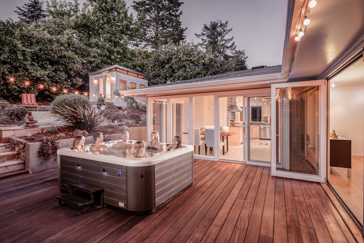 Vortex Spas Australia | Spa Pools | Vortex Nitro™