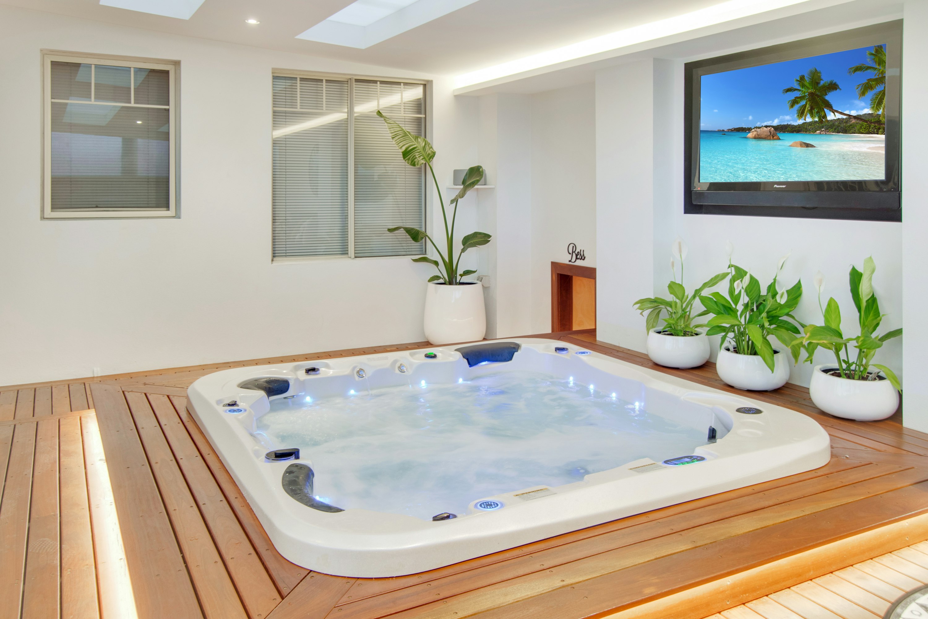 Vortex Spas Australia | Spa Pools | Vortex Cobalt™