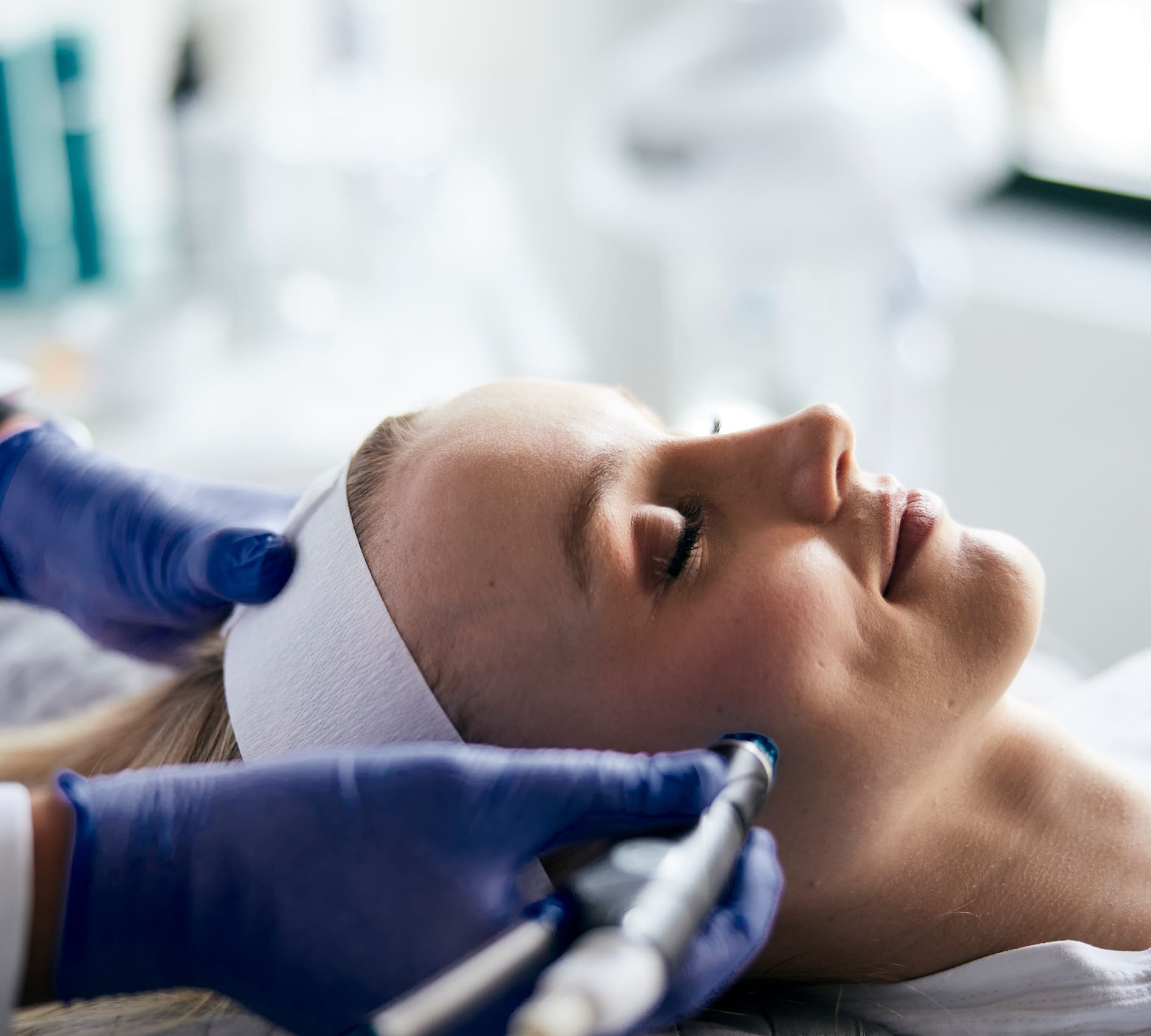 Microneedling Chicago | Microneedling Treatment in Chicago, IL