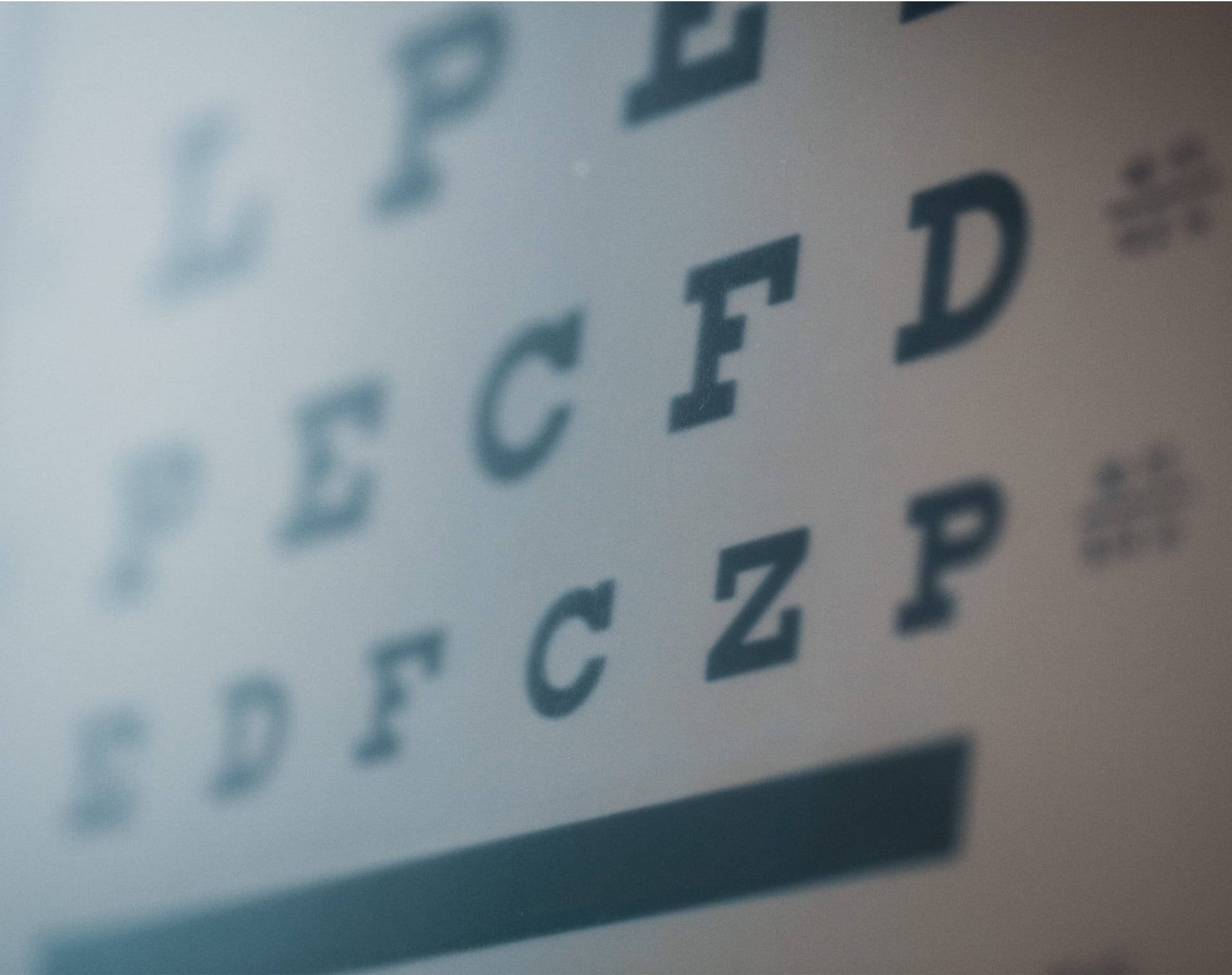 Multifocal Lens Implants Los Angeles | ReZoom/ReSTOR/Technis