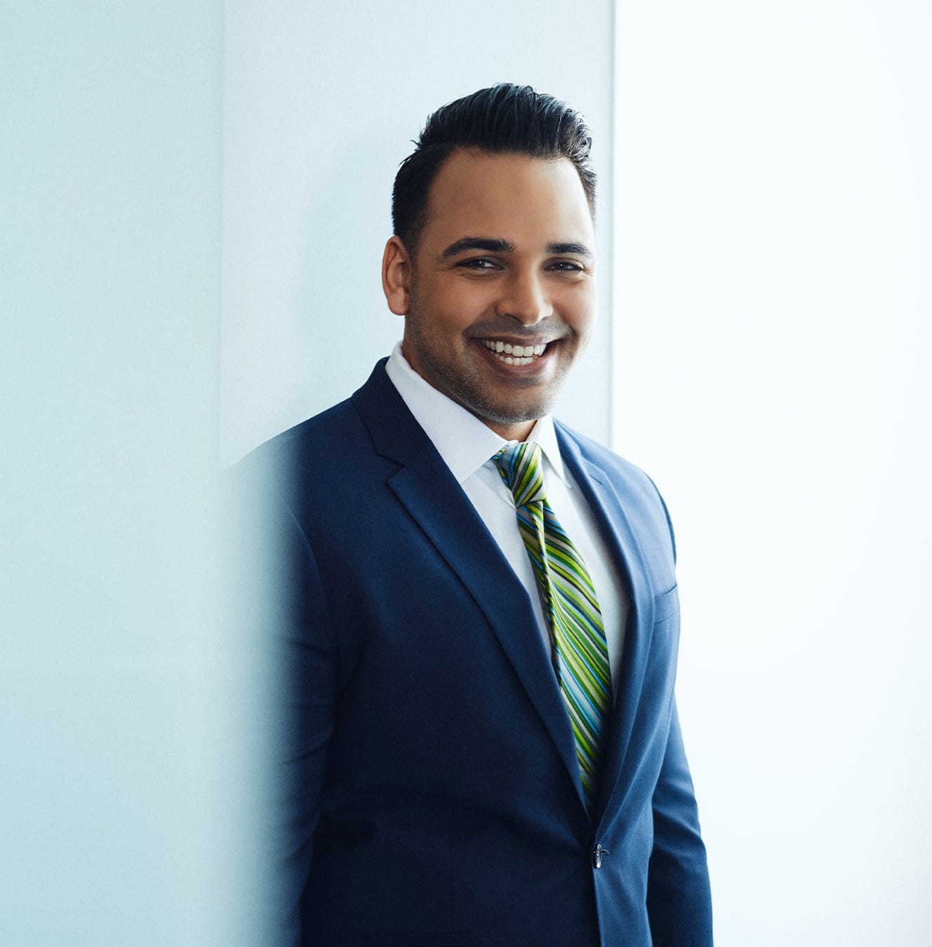 Best Eye Surgeon Los Angeles & Beverly Hills - Dr. Hura | Eye Doctor LA