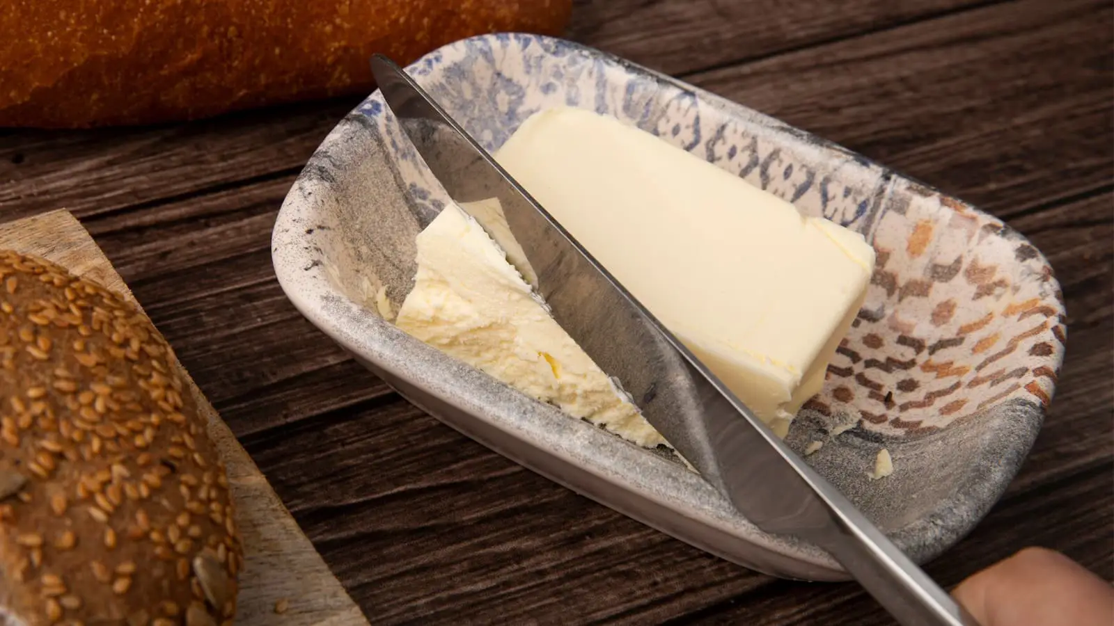 Butter Kalorien 100g: kcal, Nährwerte & Fettgehalt
