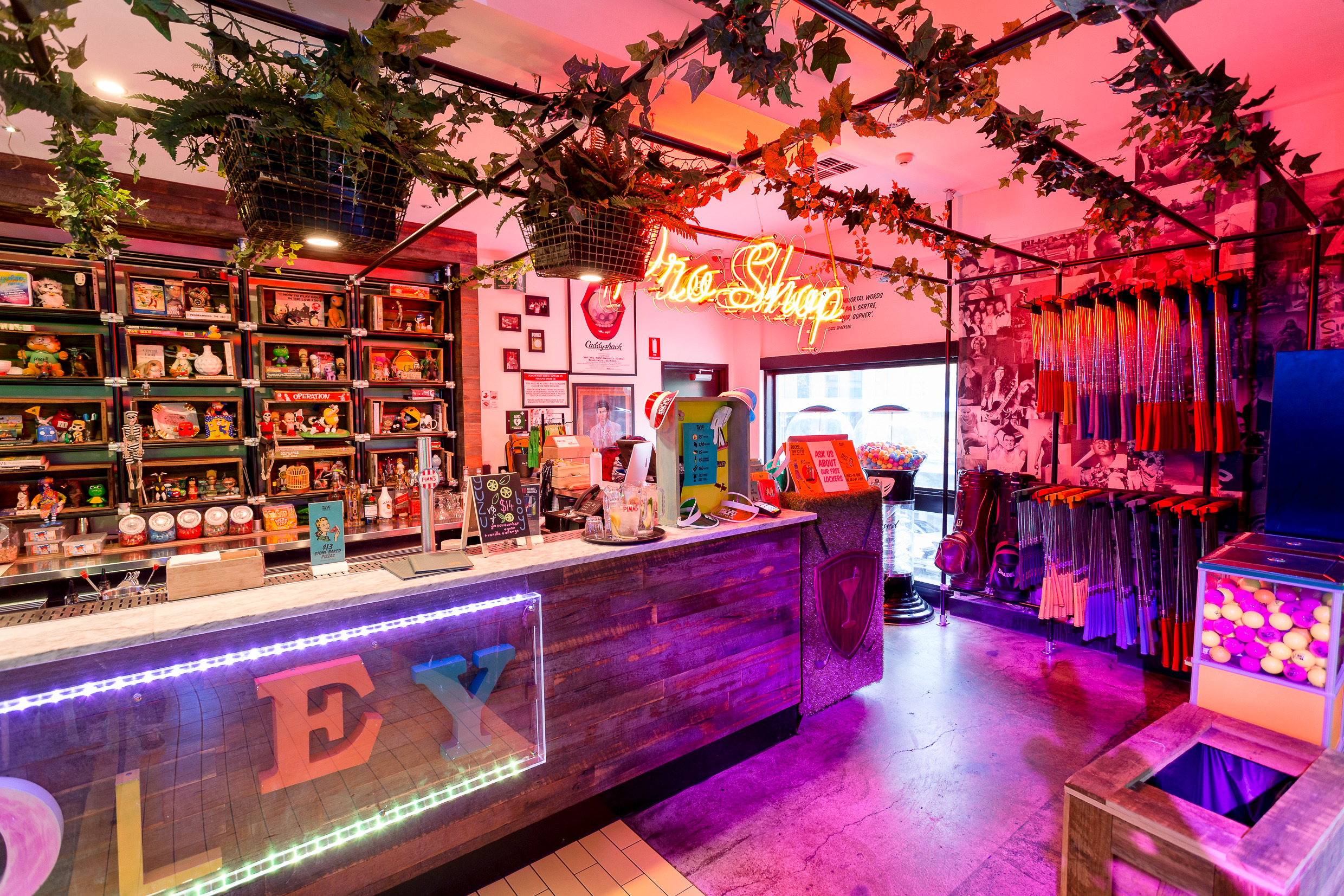 Mini Golf & Putt Putt Point Cook | Holey Moley