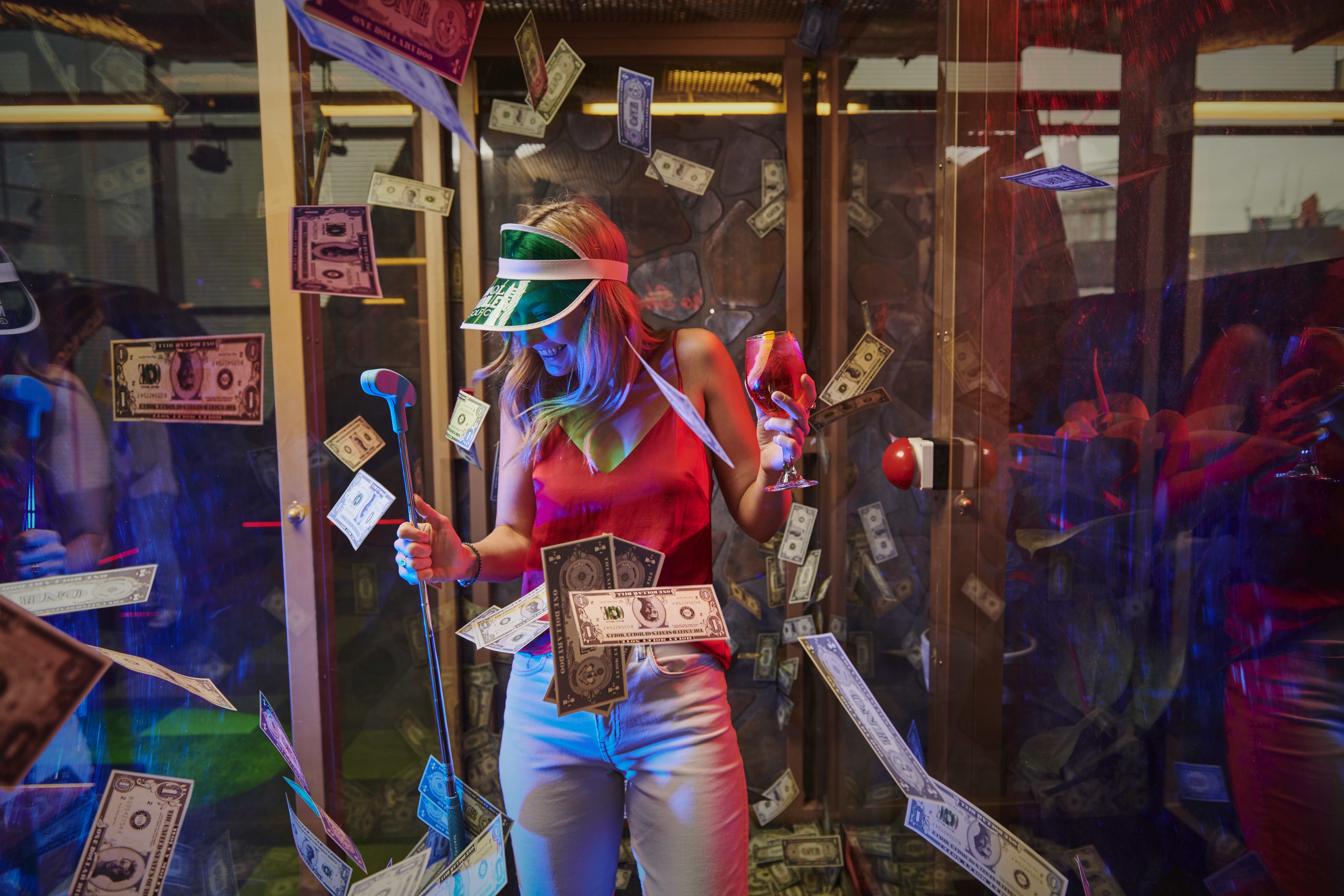 Mini Golf & Putt Putt Mt Gravatt | Karaoke | Holey Moley