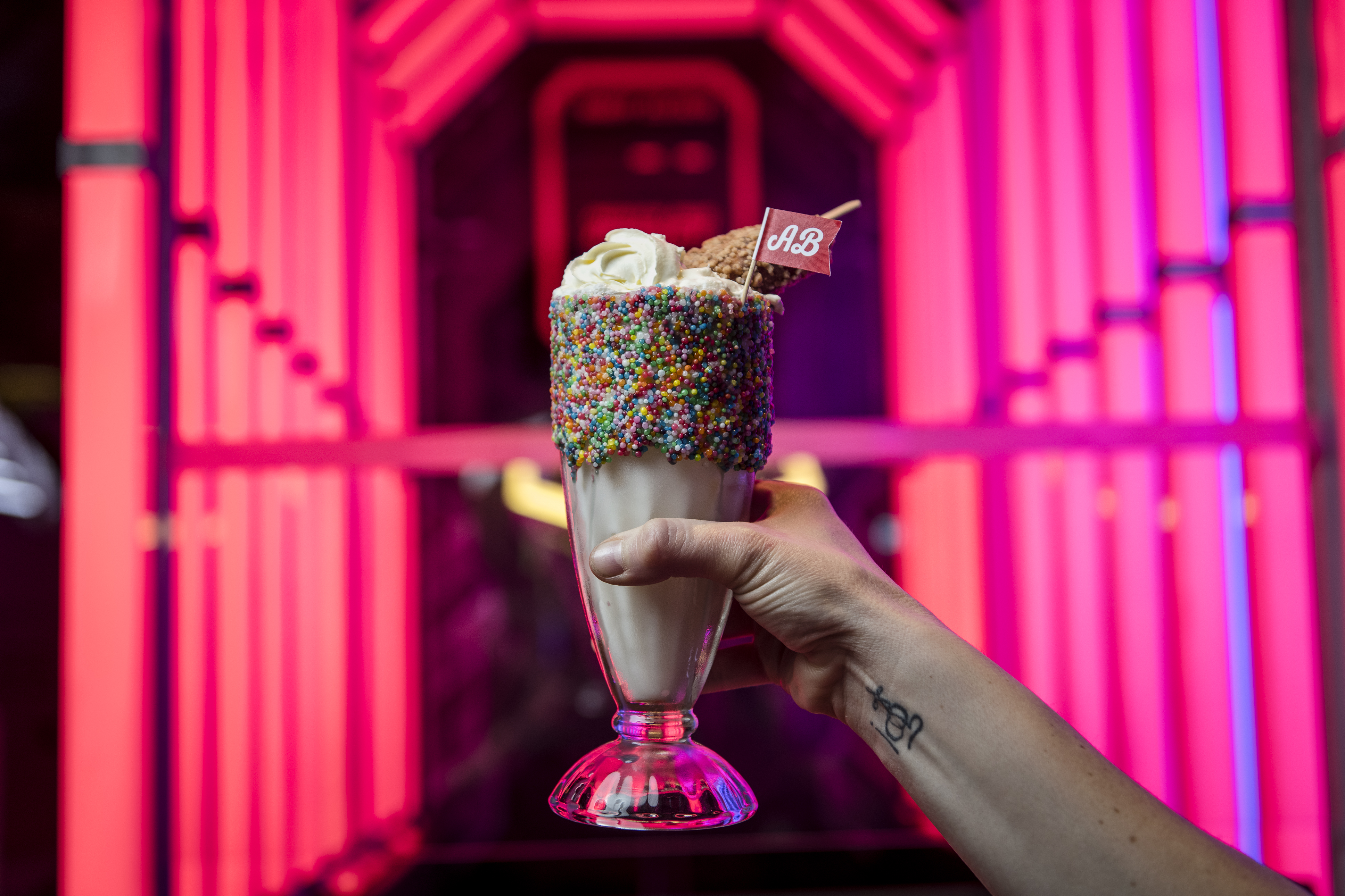 Bar & Food | Archie Brothers