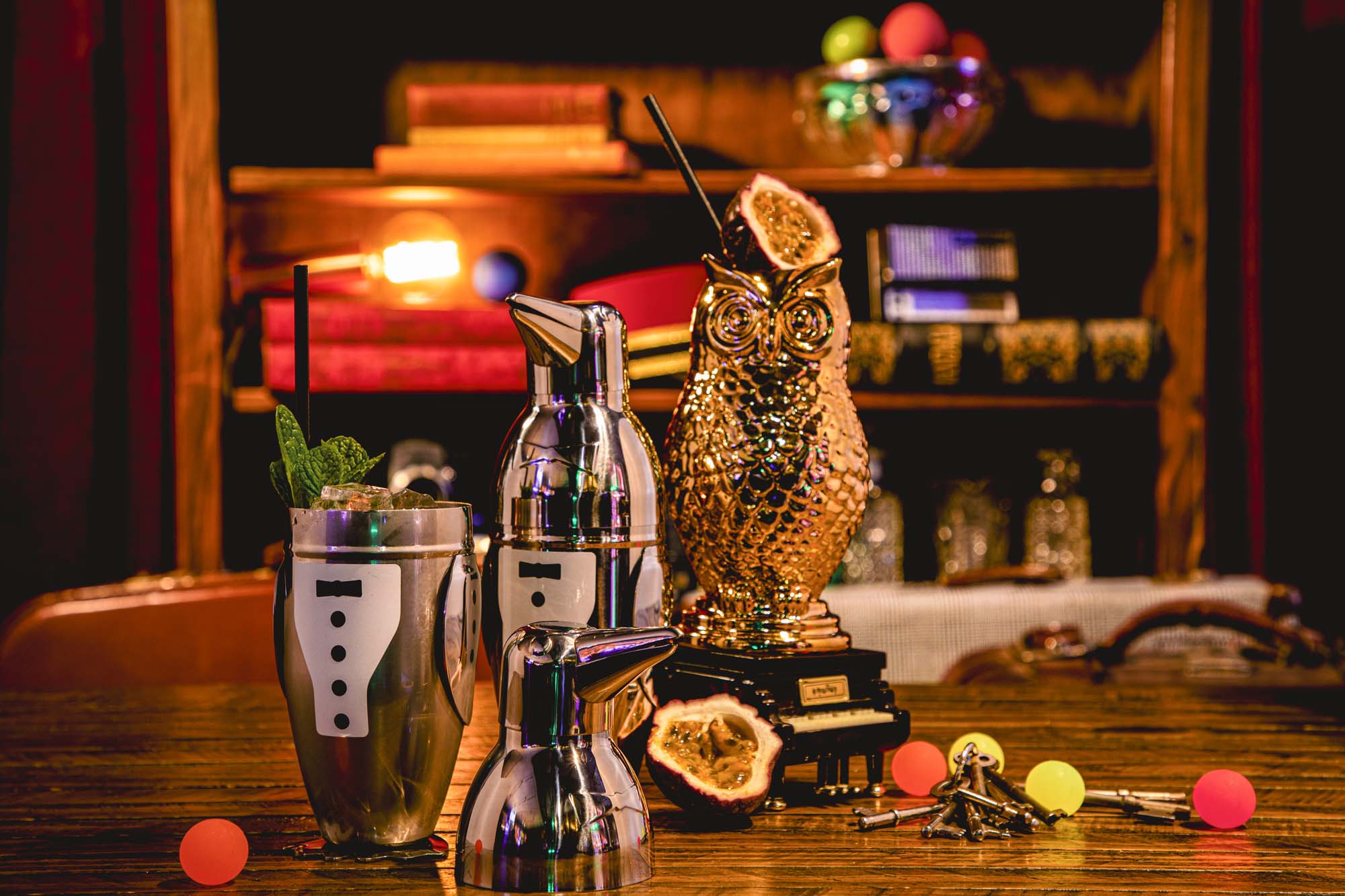 Bar & Food | Hijinx Hotel