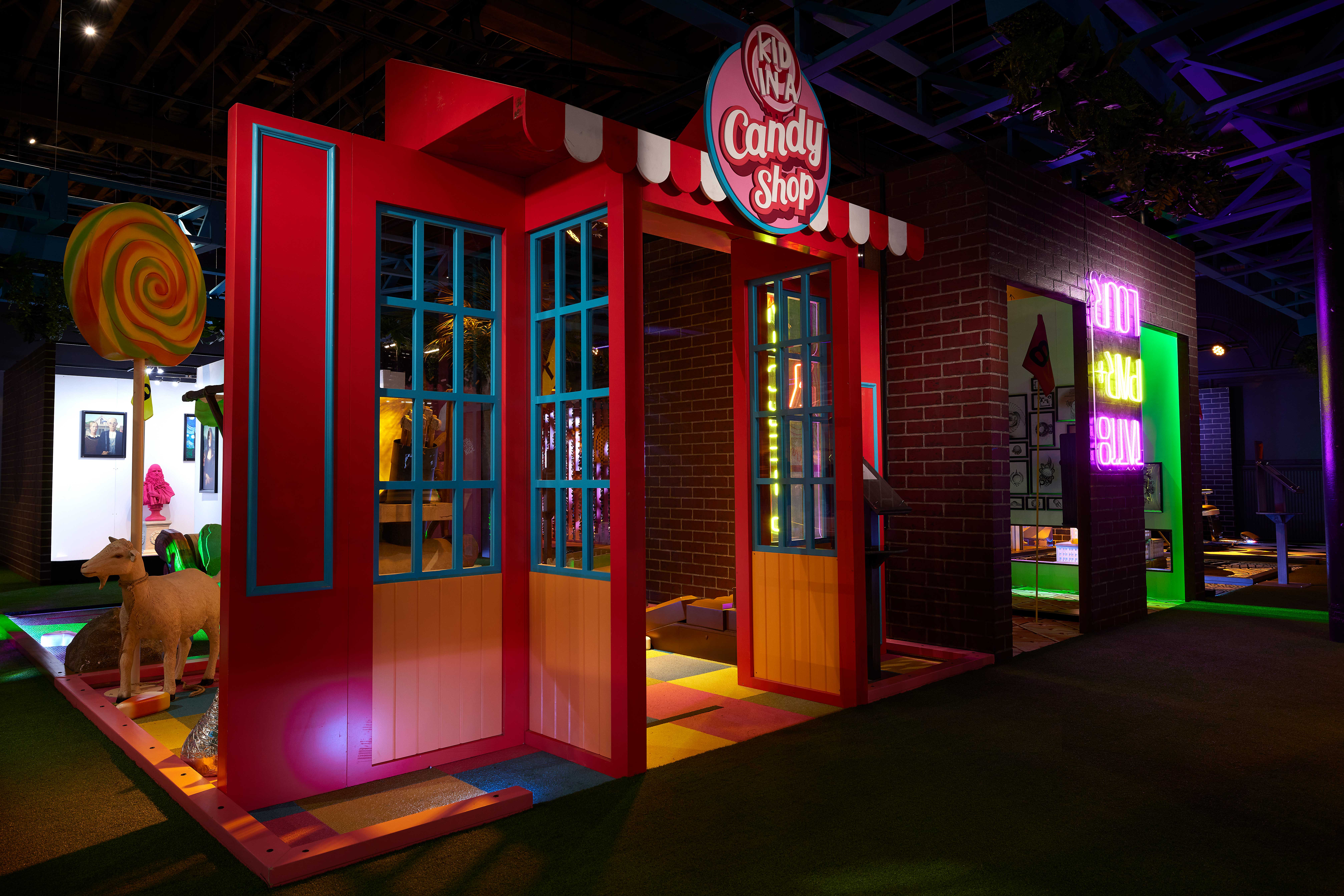 Mini Golf | Holey Moley