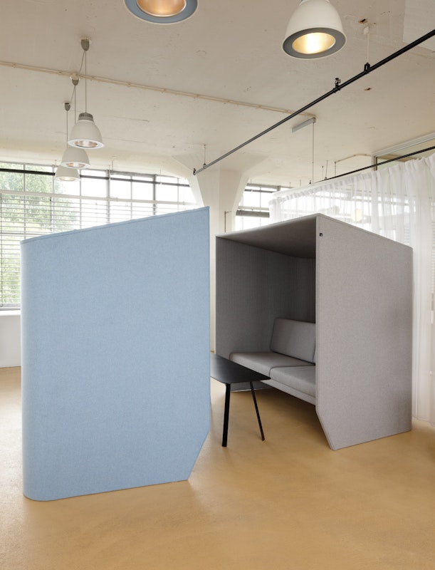 BuzziHub, upholstered cocoon | BuzziSpace