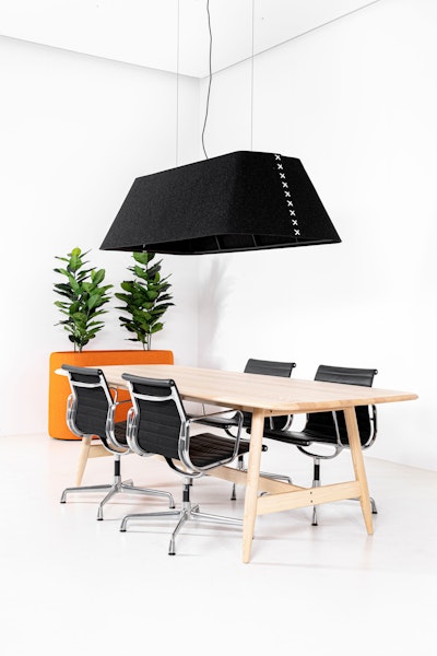 BuzziShade Square, sound-absorbing lighting | BuzziSpace