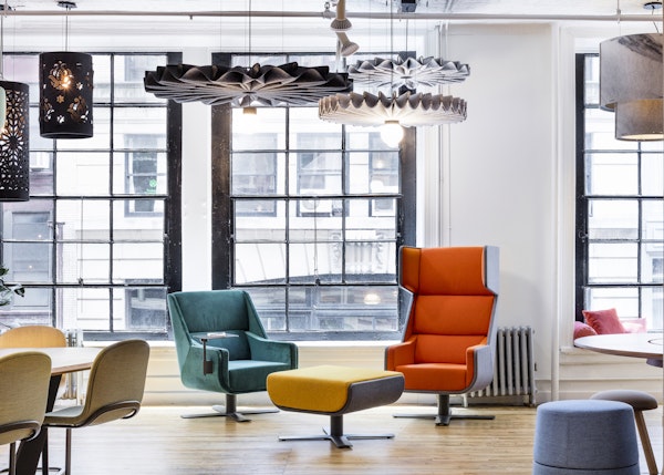 BuzziMe, sound-absorbing lounge chair | BuzziSpace