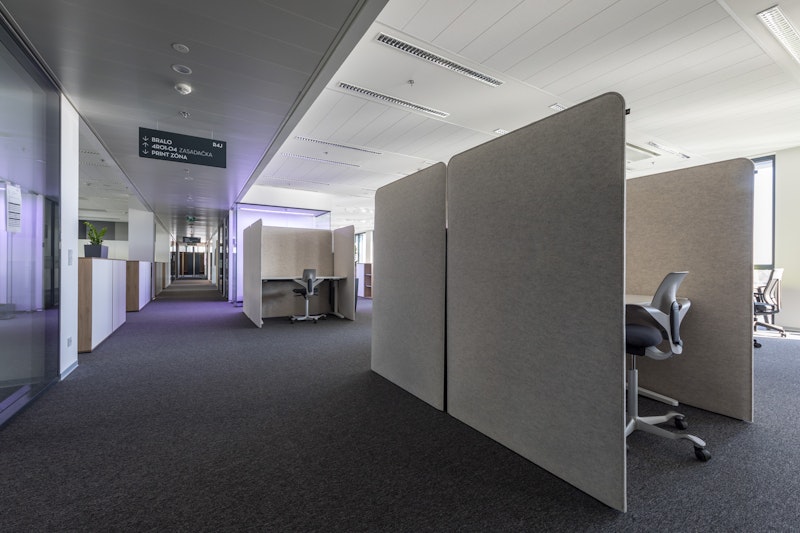 BuzziScreen, sound-absorbing room divider | BuzziSpace