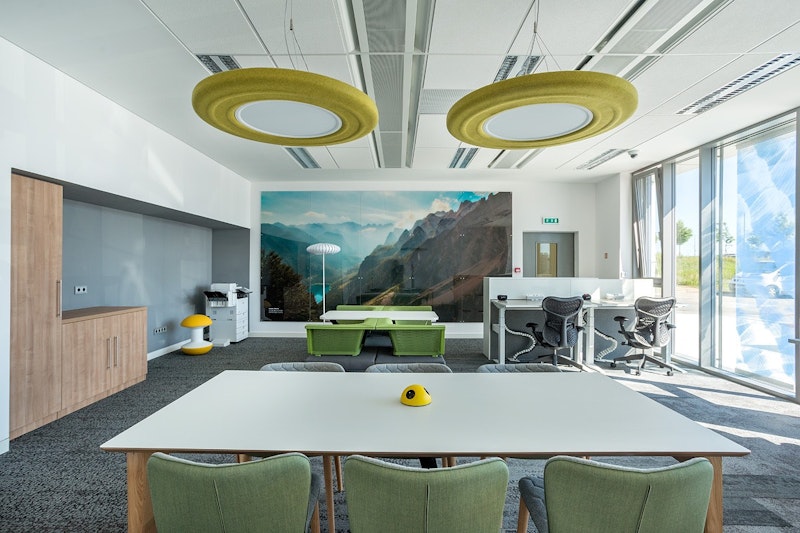 BuzziMoon, ceiling light with sound absorbing disk | BuzziSpace