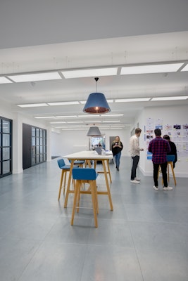 BuzziShade Pendant, sound-absorbing lighting | BuzziSpace