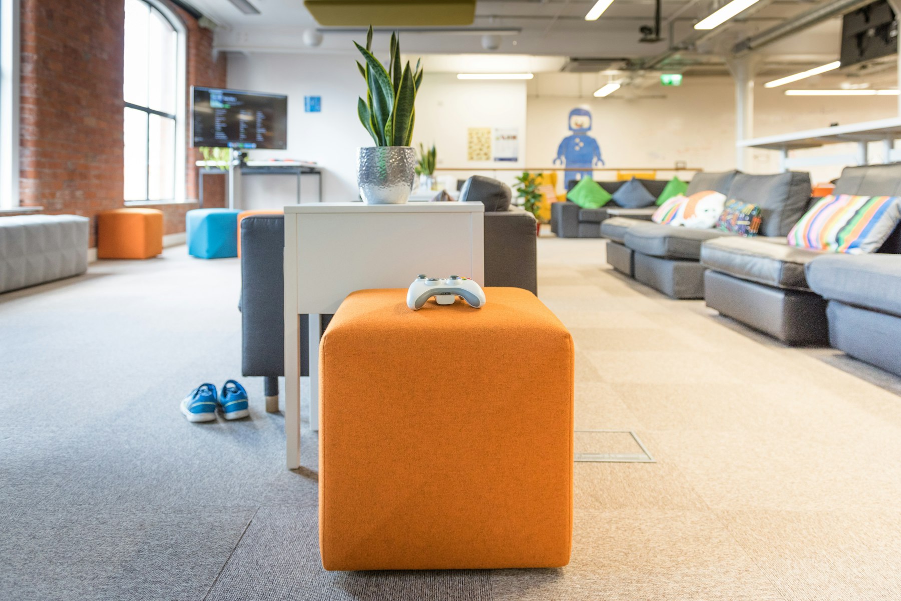 Reducing Noise in an Open Office: UK-based Puppet | BuzziSpace