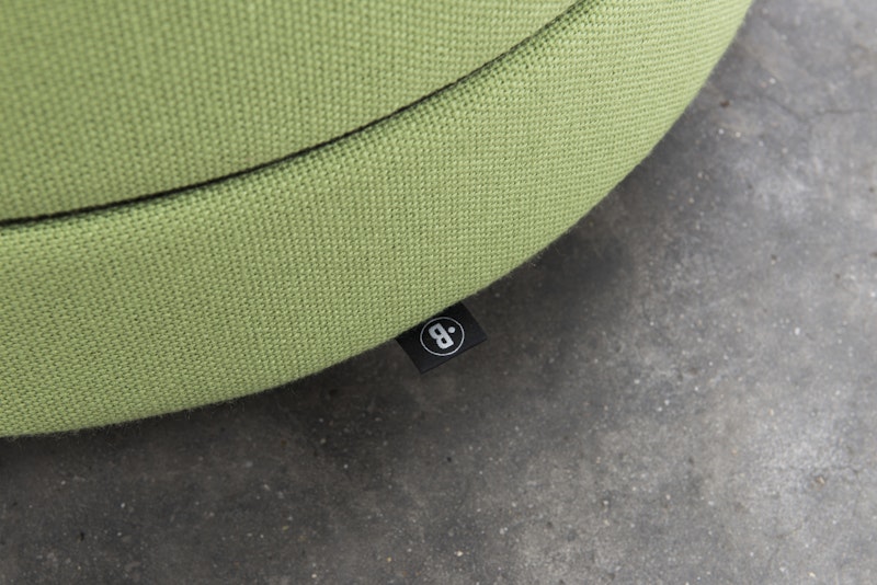 BuzziBalance, rocking board with/without sound absorbing seating | BuzziSpace