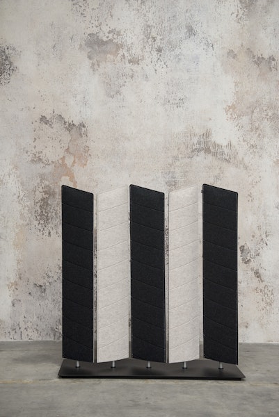 BuzziBlinds, room divider with acoustic blinds | BuzziSpace