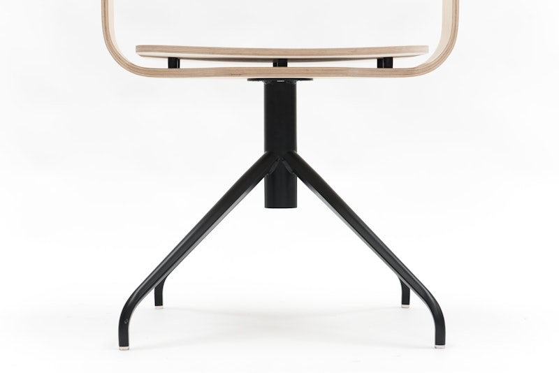 BuzziFloat, a minimal chair to maximize space | BuzziSpace