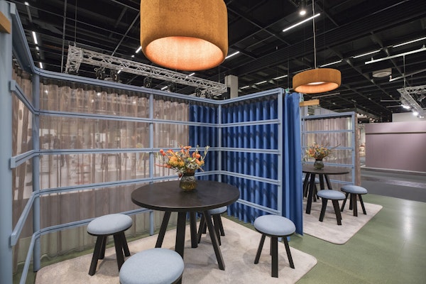 BuzziJet, acoustic pendant lighting | BuzziSpace