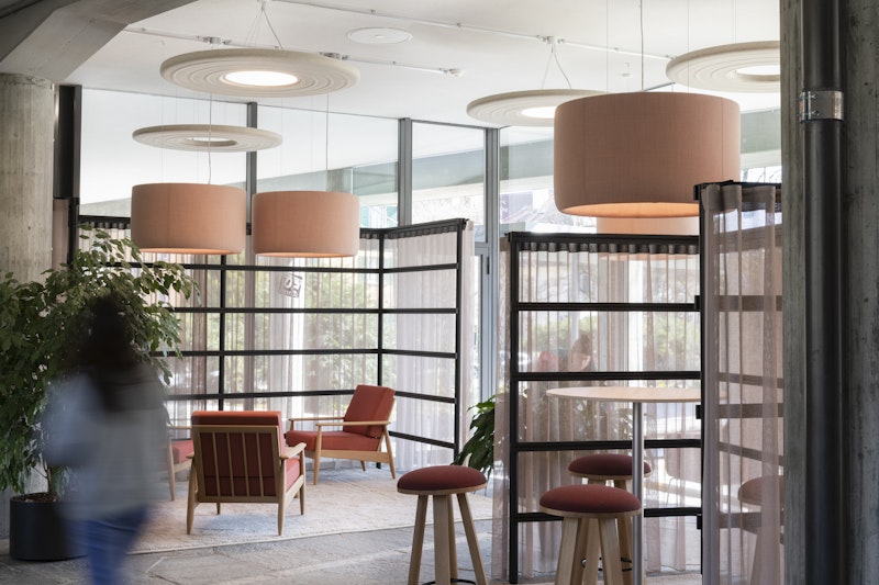 BuzziJet, acoustic pendant lighting | BuzziSpace