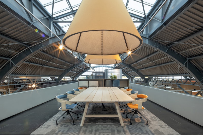 BuzziShade Pendant, sound-absorbing lighting | BuzziSpace