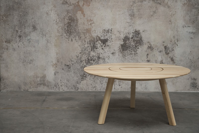 BuzziPicNic, multifunctional table in solid wood | BuzziSpace