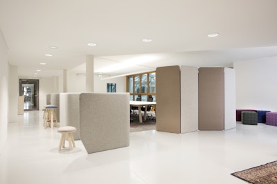 BuzziScreen, sound-absorbing room divider | BuzziSpace