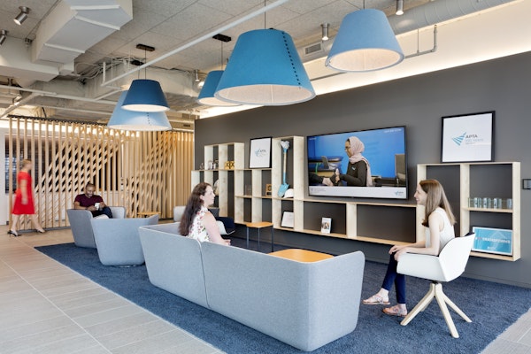 BuzziShade Pendant, sound-absorbing lighting | BuzziSpace