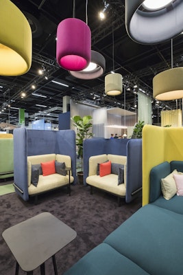 BuzziSpark, high back sofa to work or rest in silence | BuzziSpace