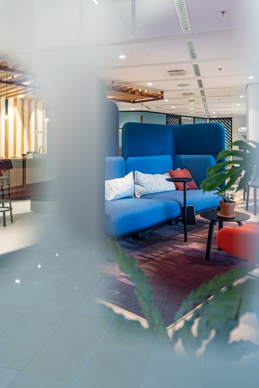BuzziSpark, high back sofa to work or rest in silence | BuzziSpace