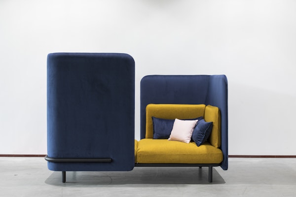 BuzziSpark, high back sofa to work or rest in silence | BuzziSpace