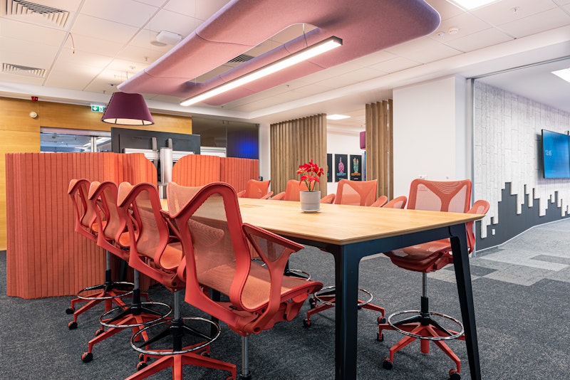 BuzziZepp LED, suspended acoustic shell with light | BuzziSpace