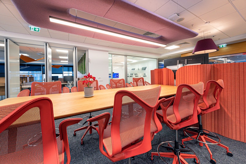 BuzziZepp LED, suspended acoustic shell with light | BuzziSpace