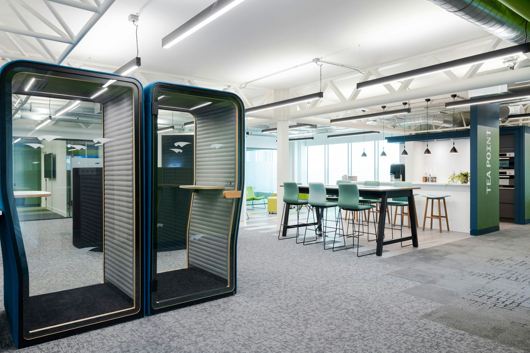 Embracing the Future: Workspace Trends to Watch in 2024 | BuzziSpace
