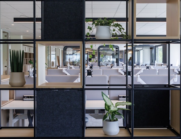Inside Synopsys’ New Porto Office: A Sustainable, People-Focused Workplace With BuzziSpace ...