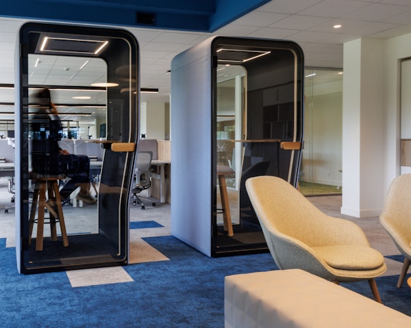 BuzziNest Booth, Your MeSpace for Focus & Calls | BuzziSpace