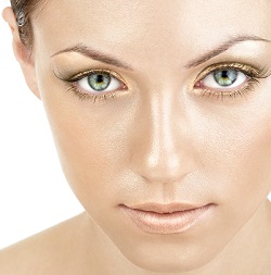 Rhinoplasty to Correct a Pollybeak Deformity and More | Spiegel ...