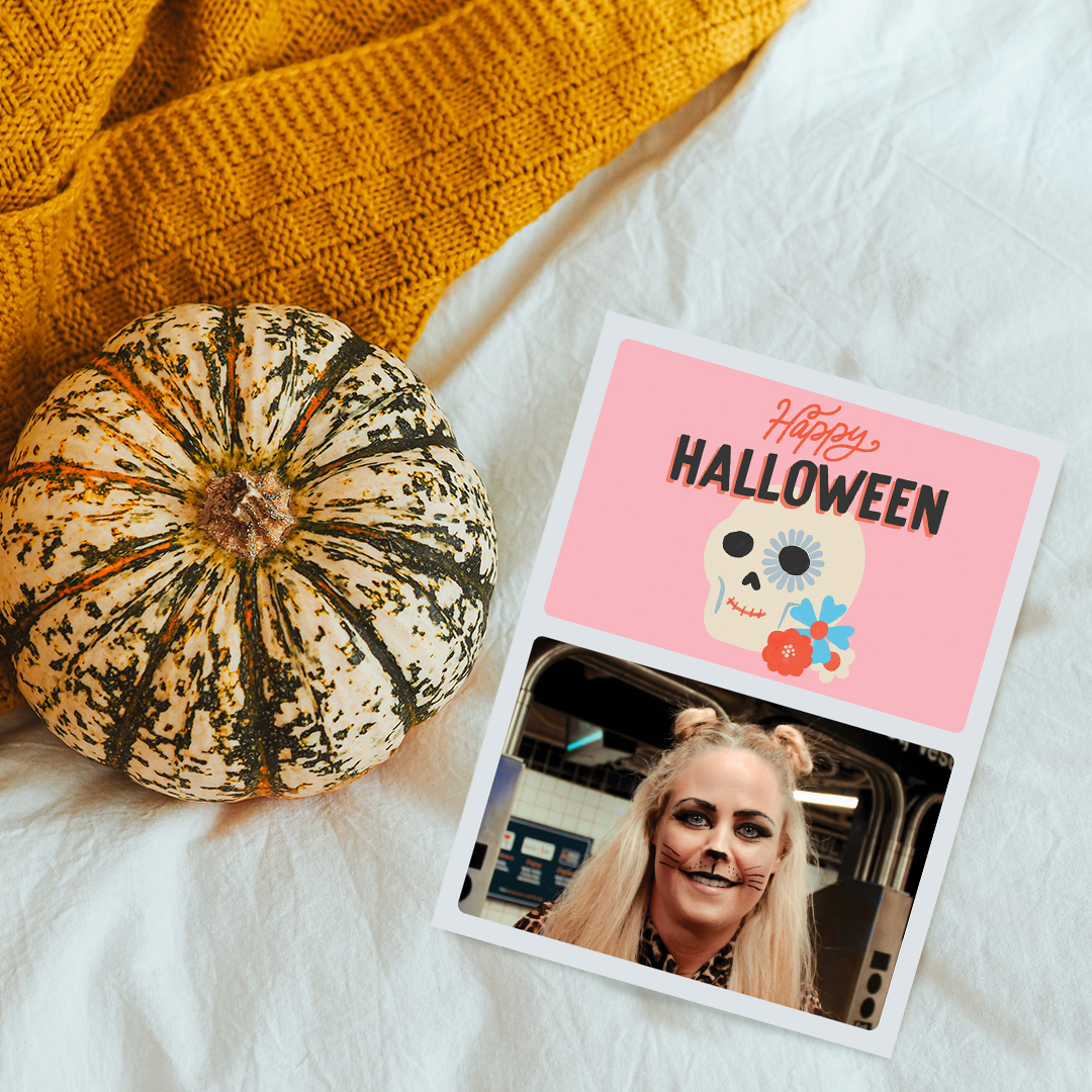 Spooktacular messages: What to write in a Halloween card | TouchNote