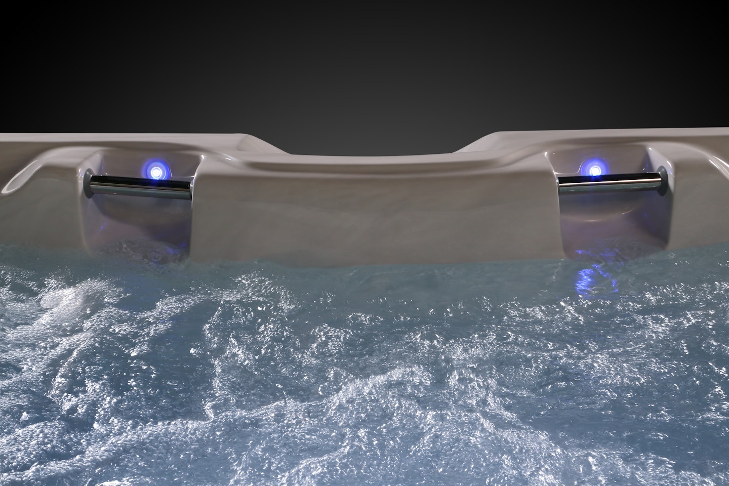 Sundance® Spas | Buy Spas Australia | Bristol®