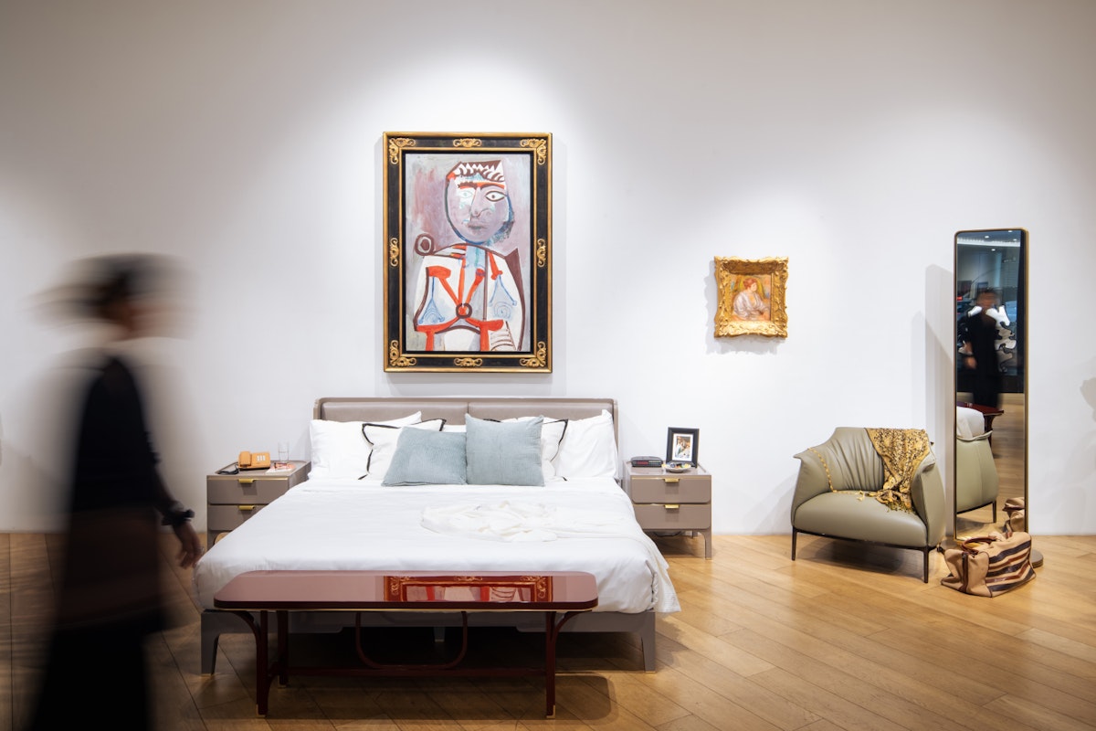 Opera Gallery Celebrates 30 Years in Singapore with ‘The Collector 1994’