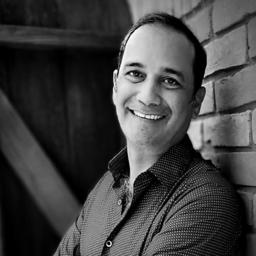 Houston Grand Opera - Artists Alejandro Magallón