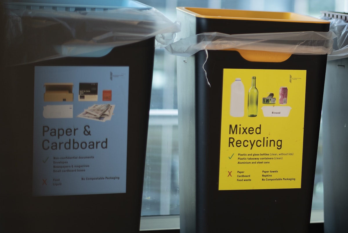 How to reduce waste: the dos and don’ts of signs