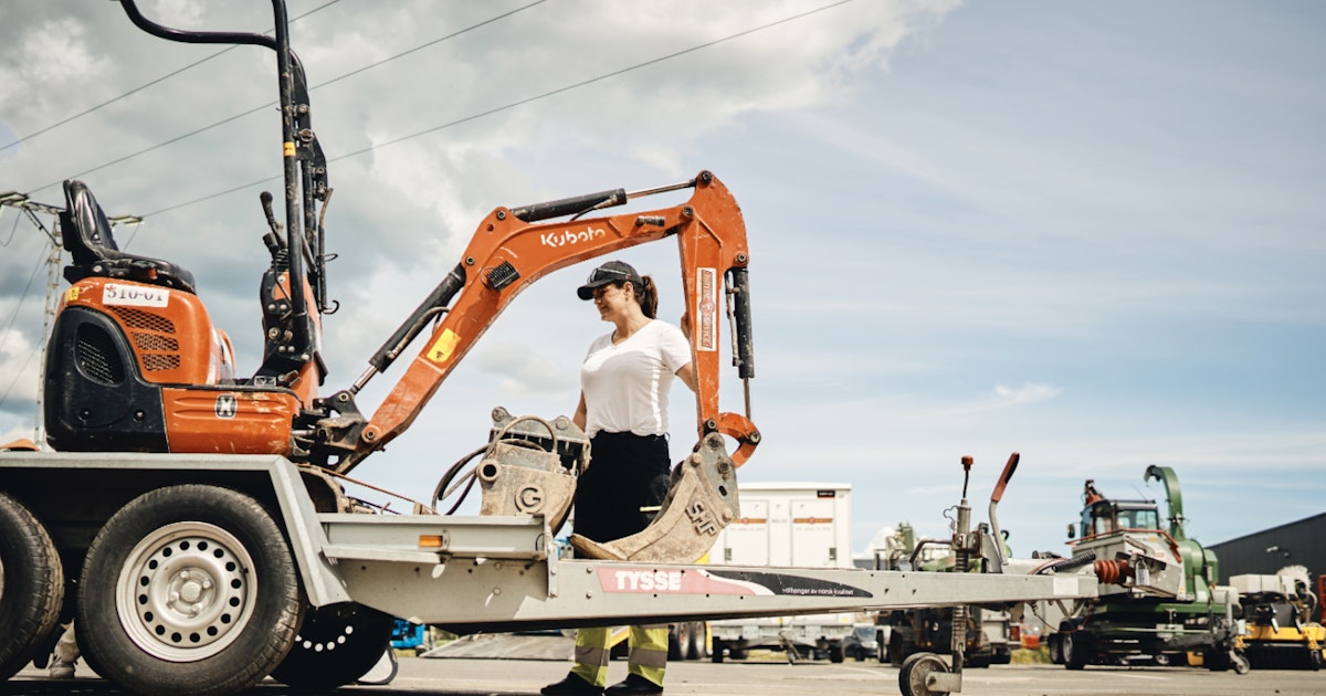 Why Tracking Your Construction Equipment is Essential | ABAX