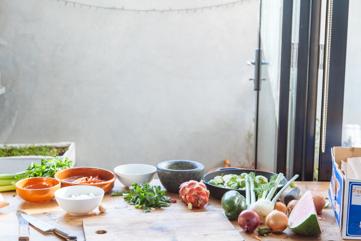Dorm Dining Done Right: 5 Easy Ways to Improve Your Gut Health