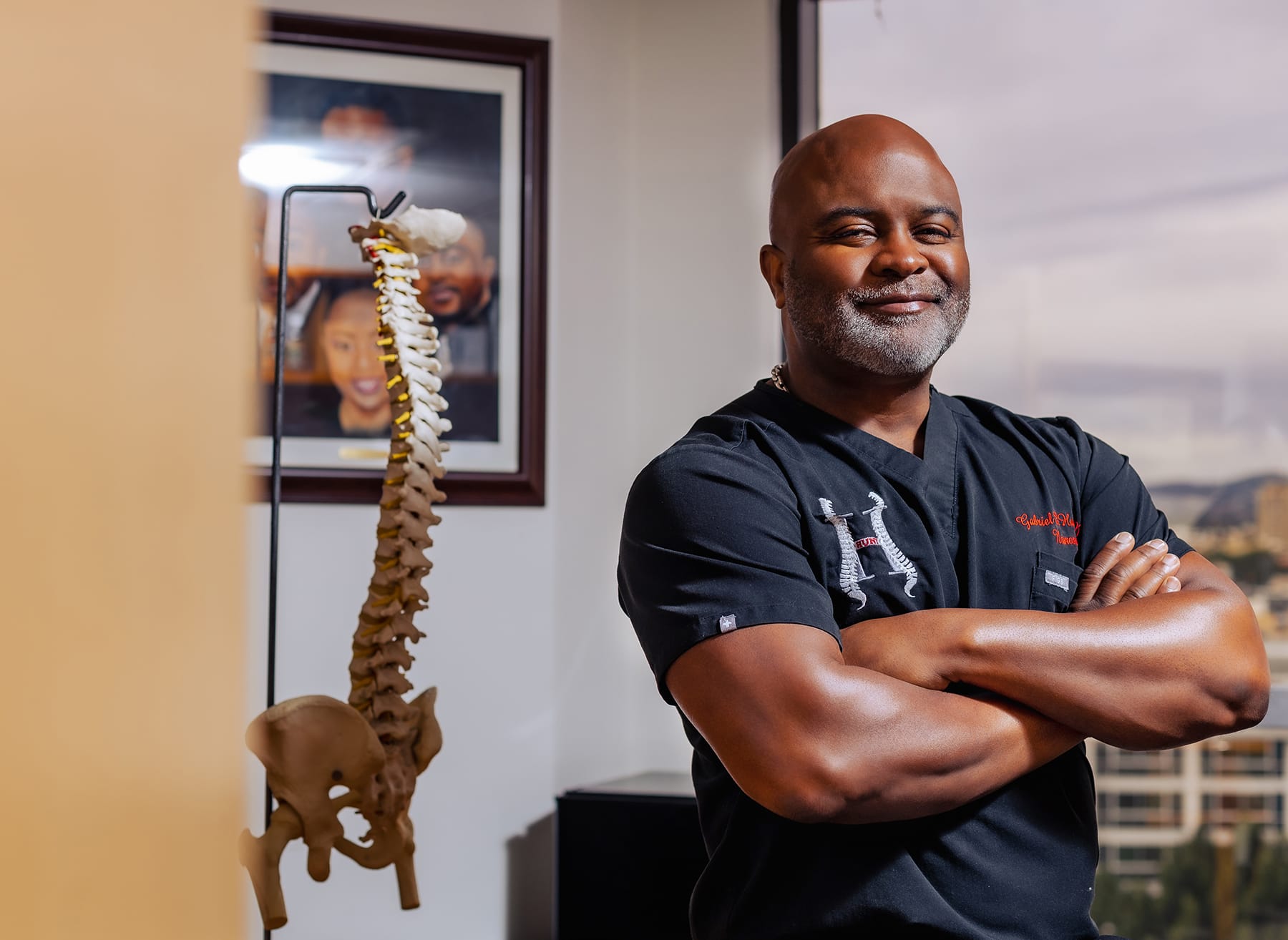 Best Spine Surgeons Los Angeles | Orthopedic Spine Surgeon - Dr. Leonel ...