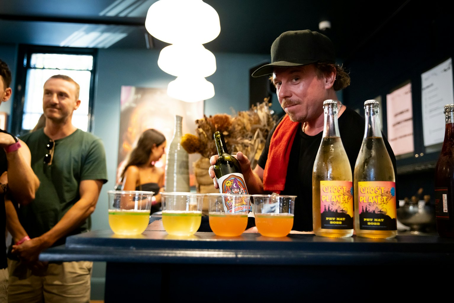 How To Do StickyBeak Like A Pro