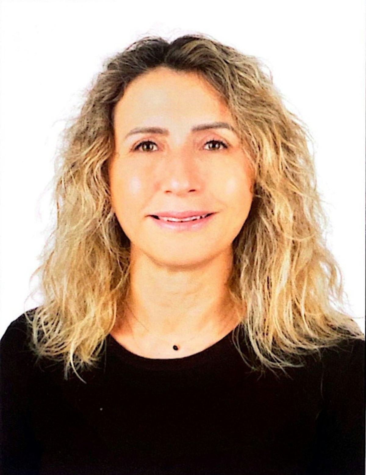 AYŞENUR GÜVERİ - MEF