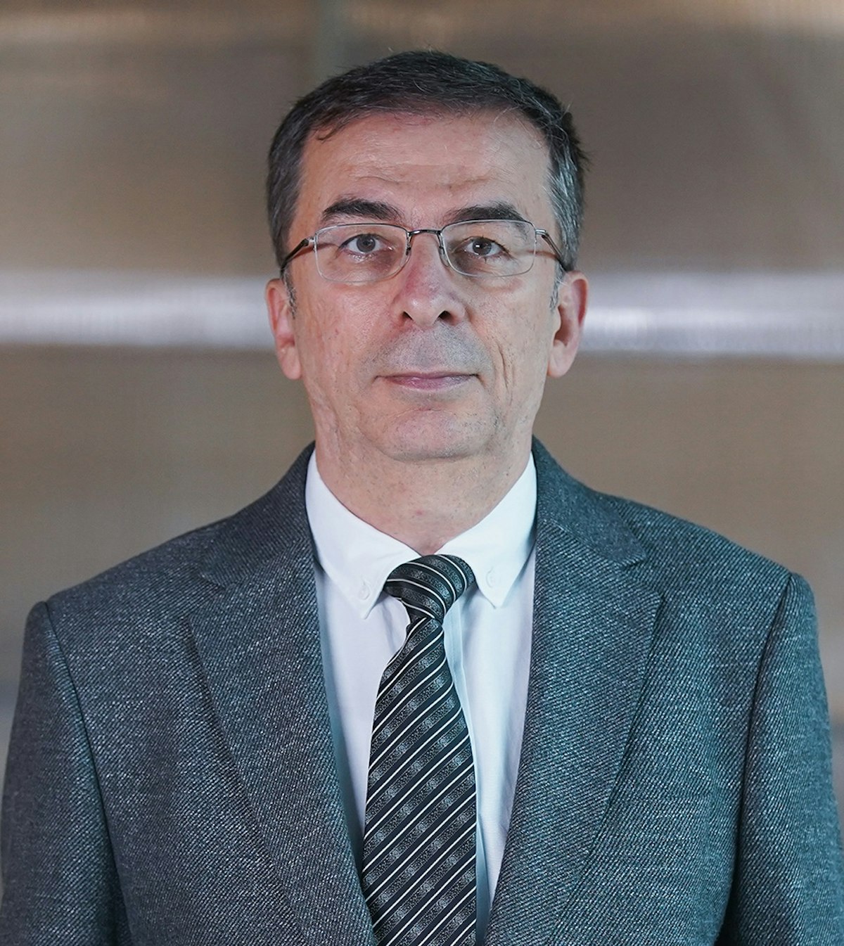 HAMDİ ÖZÇELİK - MEF