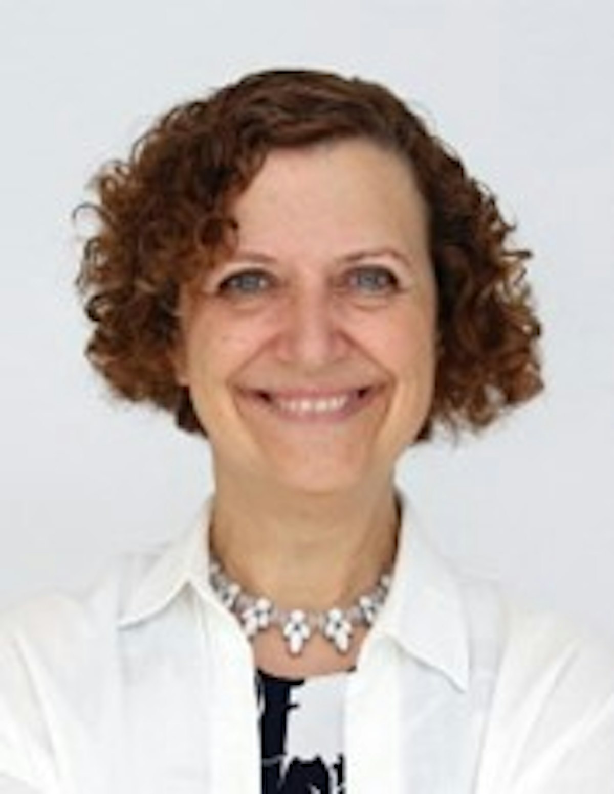 SELCEN ÖZKAYA SEÇİL - MEF