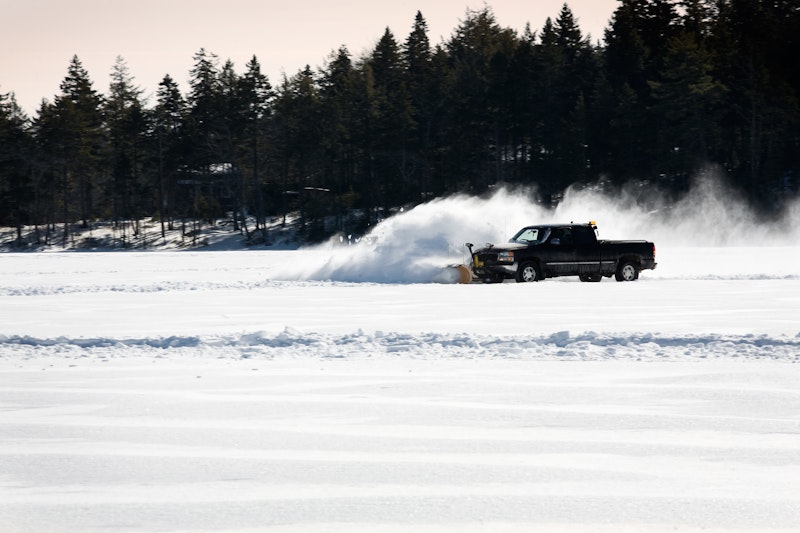 Weather the Risks of Snow Removal Season | Verizon Connect