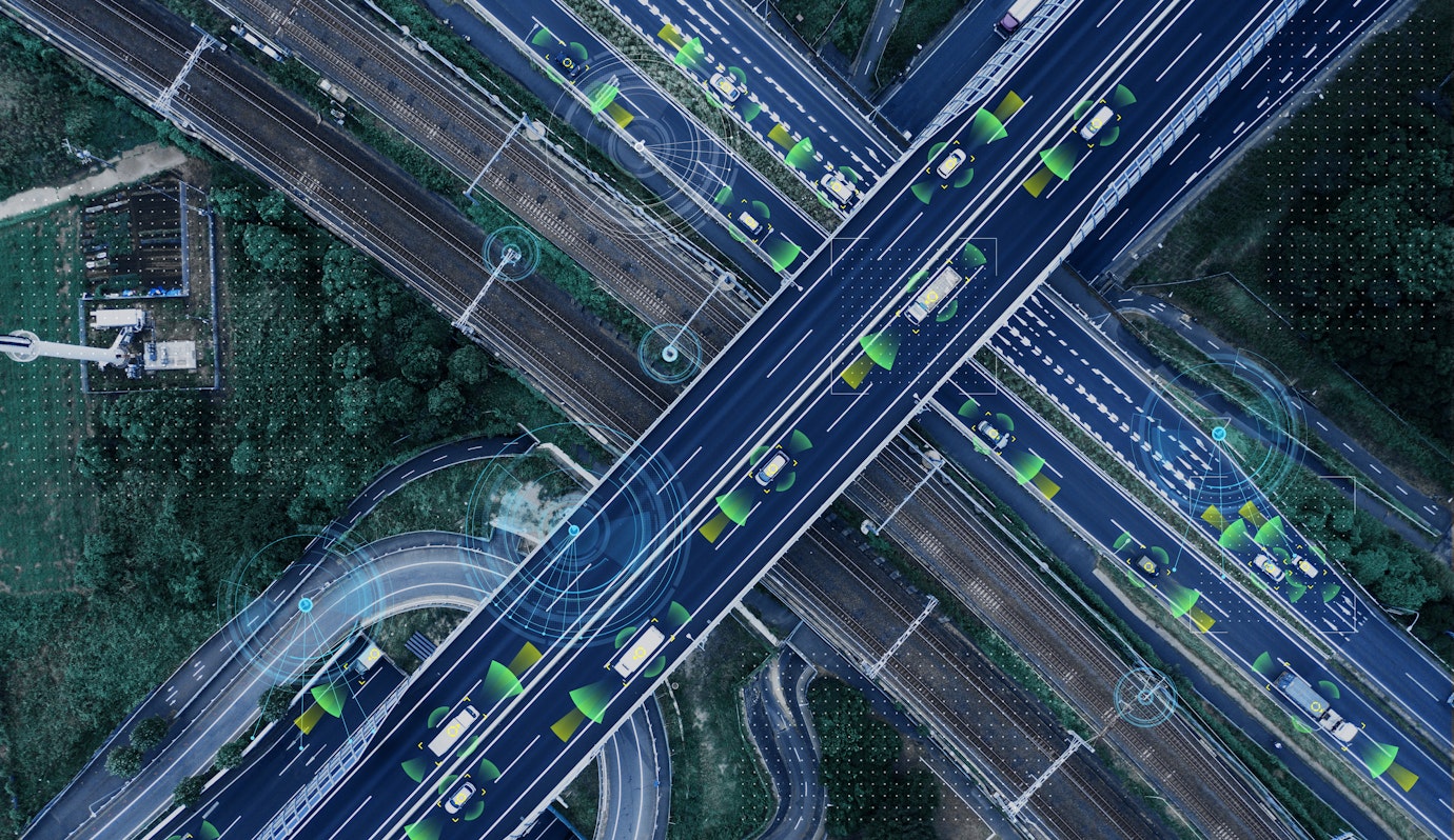 What Is V2V Technology?: V2V vs V2I vs V2X Technology Systems | Verizon ...